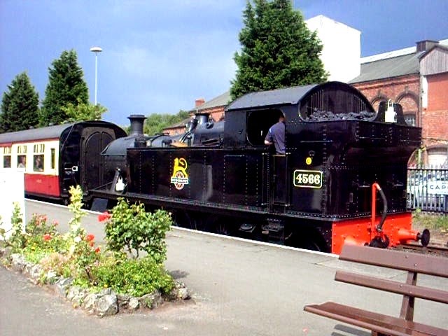 Steam Memories: Great Western Railways small Prairie No 4566