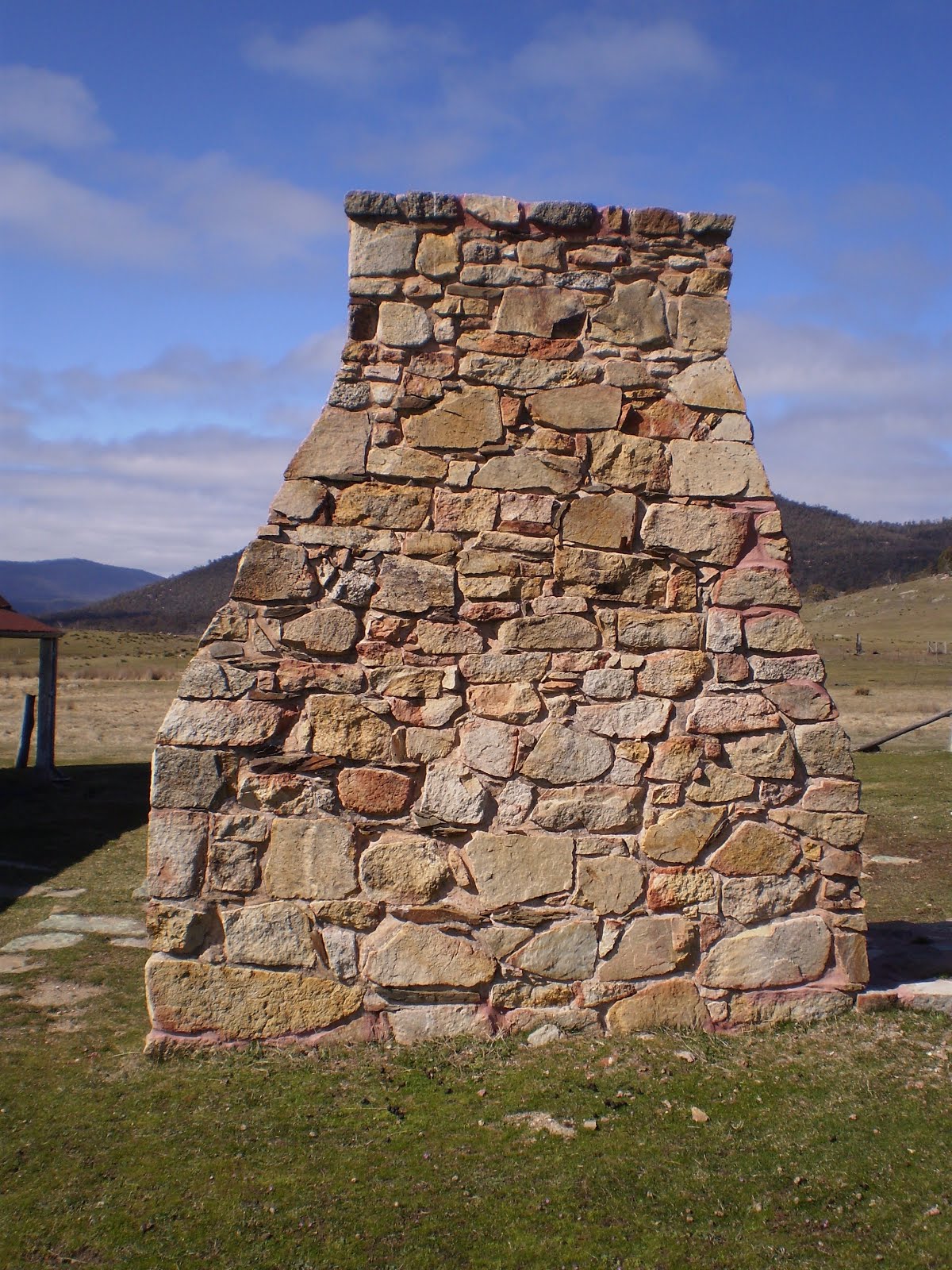 Phil's Bushwalking Blog: Namadgi National Park: Orroral Heritage ...