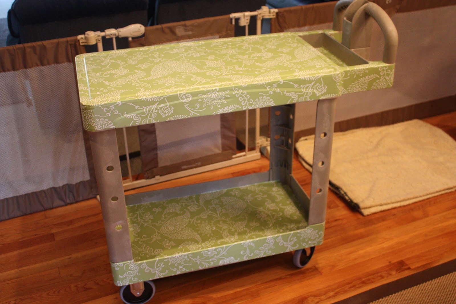 Olive Juice Mama: Mobile Craft Cart