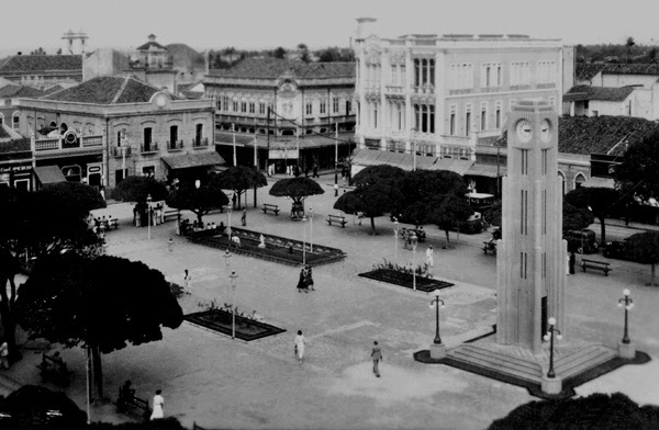 Fortaleza em Fotos e Fatos: Novamente O Centro de Fortaleza