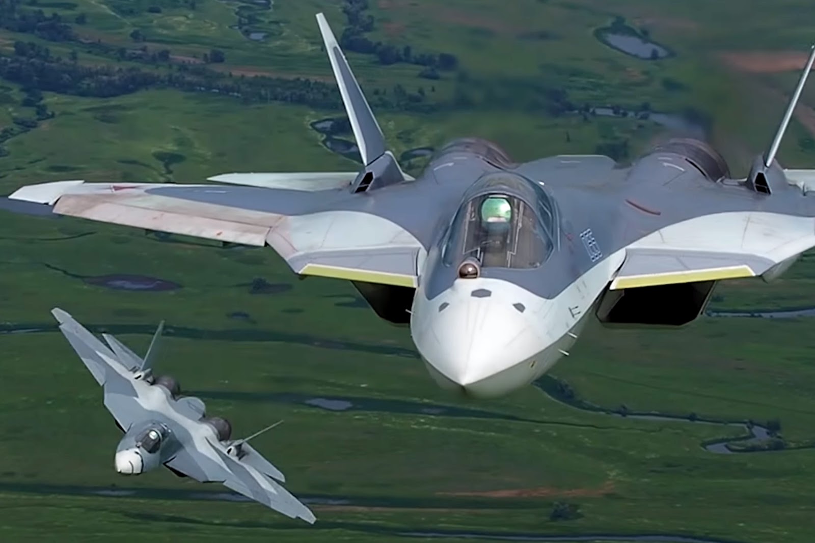 SNAFU!: Russia’s Su-57 fighter jet outshines US F-22 and F-35 planes ...