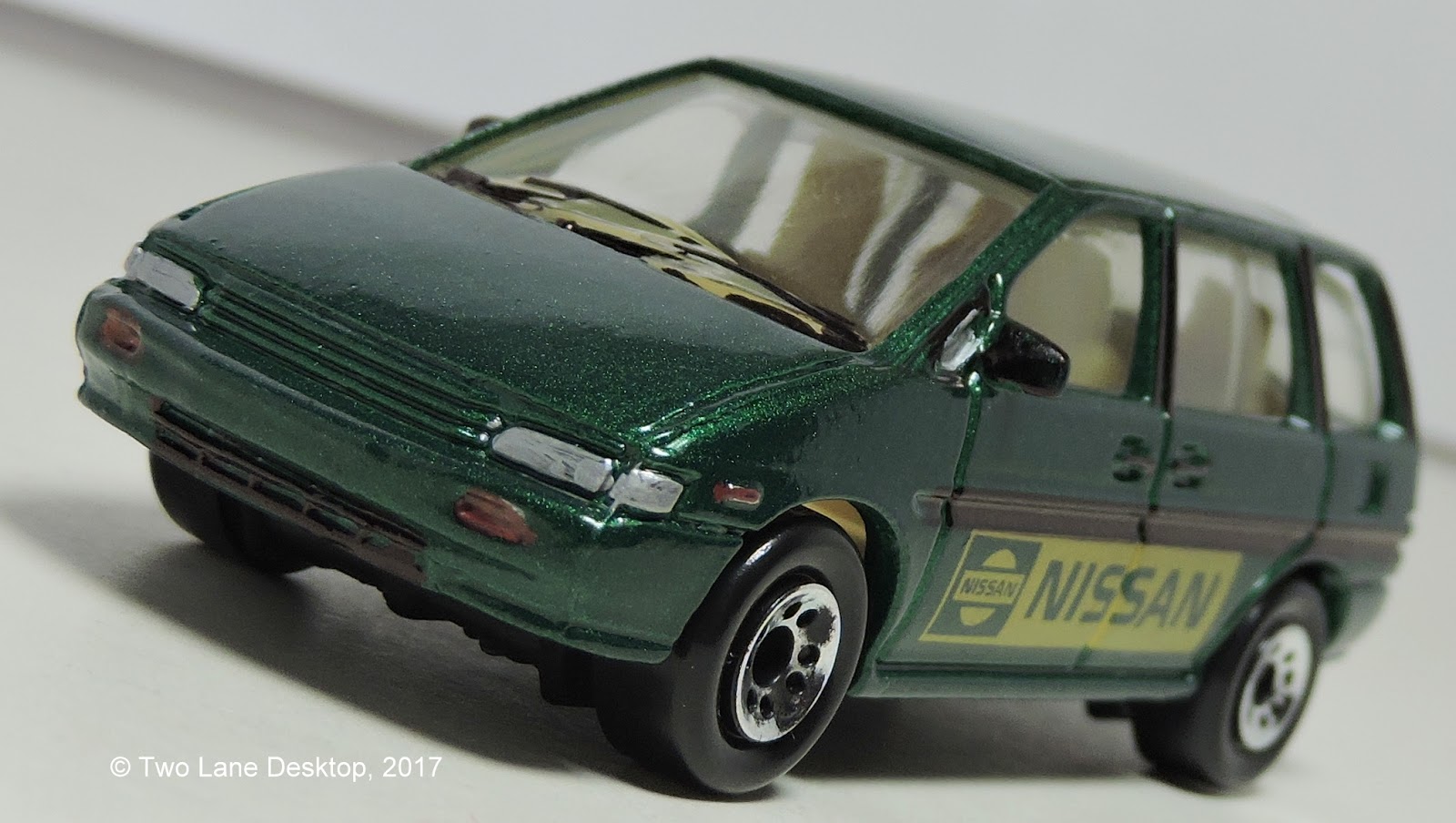 Matchbox 1990 Nissan Prairie and Mitsubishi 3000GT VR4 Spyder