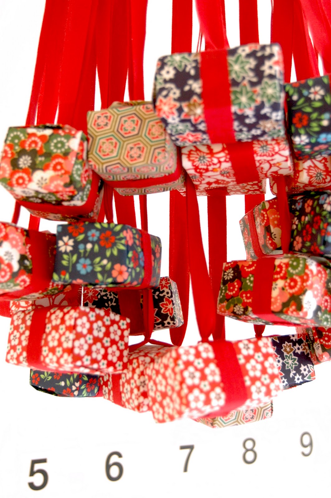 Småkompisar: Create your own Advent Calendar filled with Småkompisar! Småkompisar: Create your own Advent Calendar filled with Småkompisar!
