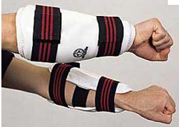 Taekwondo TriJiti: Peralatan Kyorugi Tae Kwon Do