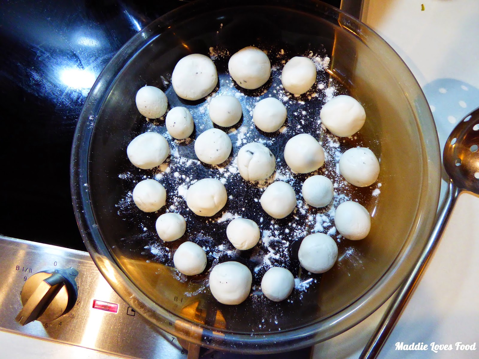 Black Sesame Tong Yuan - Maddie Loves Food