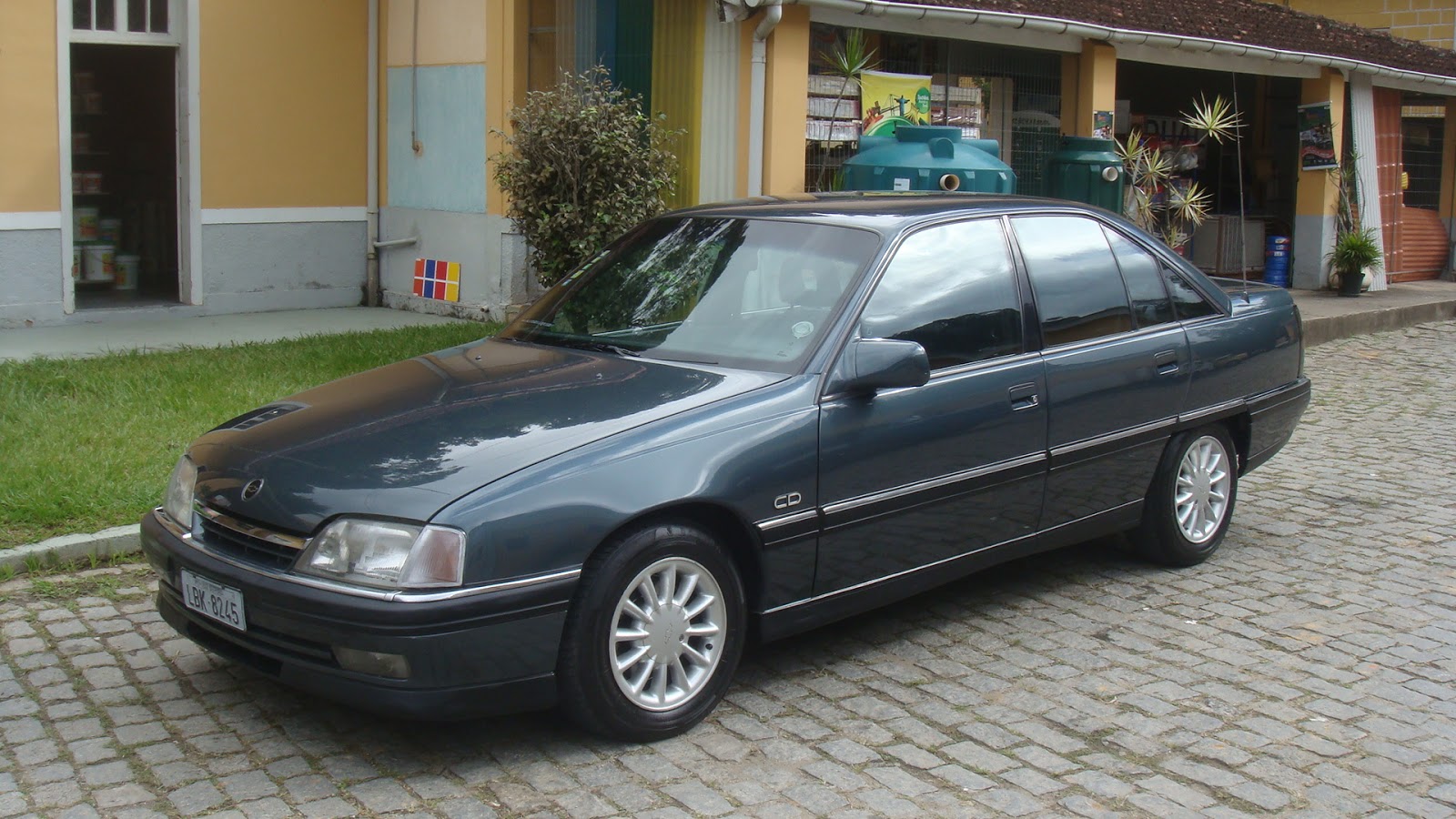 MANGA HOT ROD: Chevrolet Omega CD 4.1i 1996 / 97