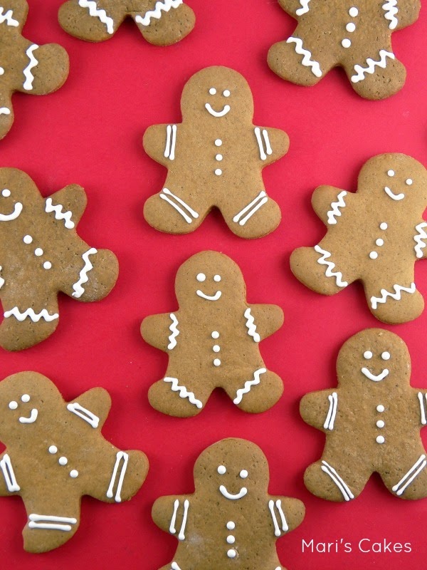 Traditional Gingerbread Men Cookies | Mari's Cakes (English)