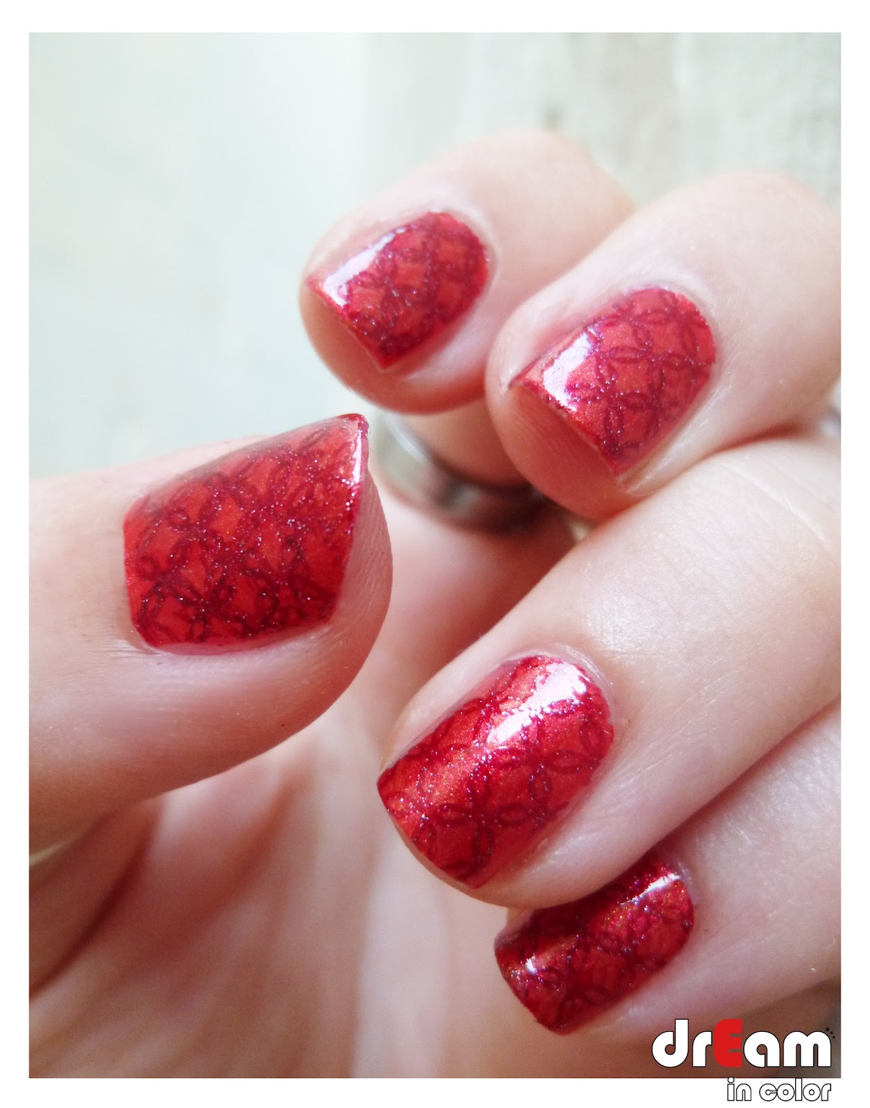 drEam in color: Nail art glamourous avec Nails Colors rouge métal et Bk ...