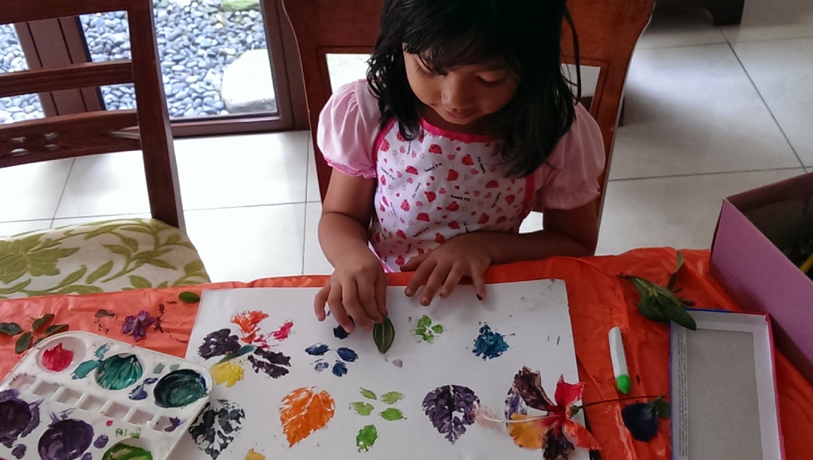 Istimewanya Bidadari: Jom Buat Corak Tekap Bunga & Daun