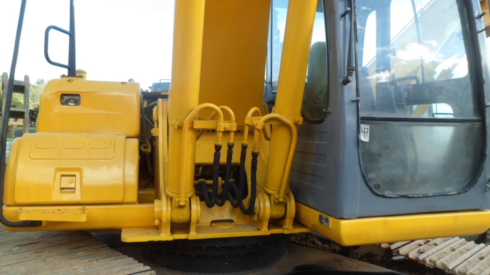 Compra y Venta Maquinaria Pesada Importamos / Cel 314 2958509: 2004 ...