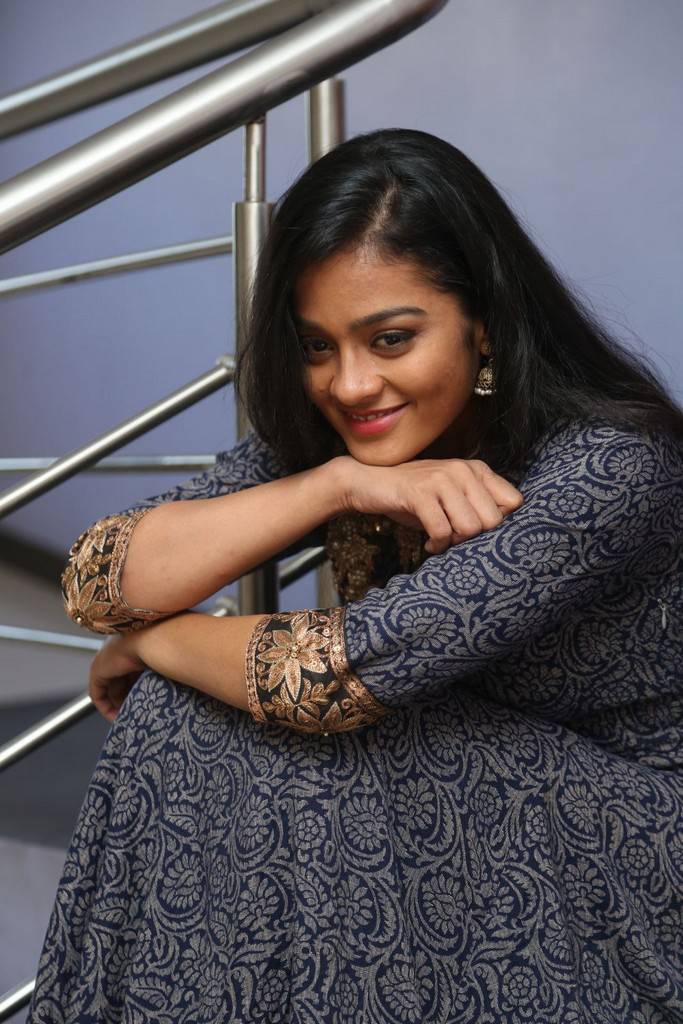 Gayathri Latest Hot Glamourous Spicy Blue Skirt PhotoShoot Images At ...