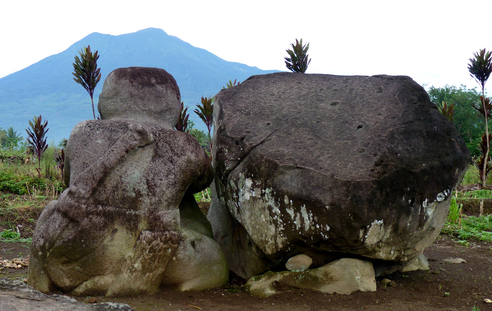 Mégalithes en Indonésie: Sumatra (Pasemah)