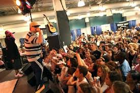 10 Most Amazing College Fests