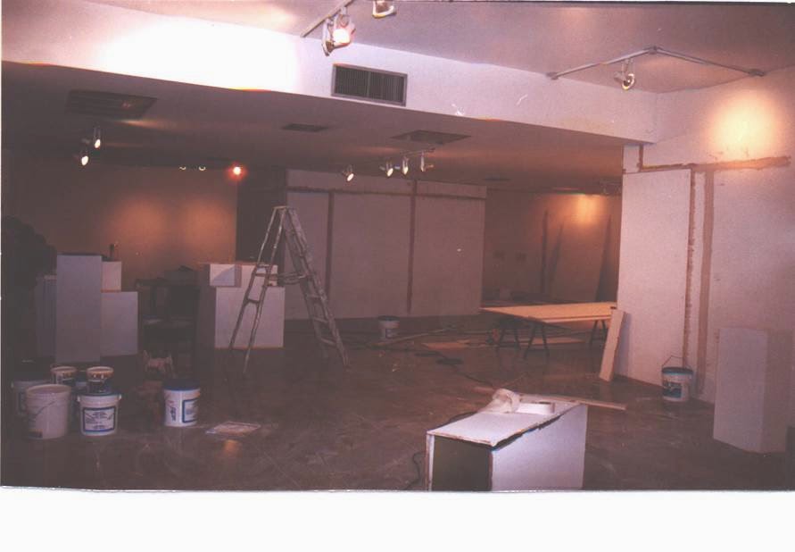 LOS HIJOS DE SIDURI: Reversos del ojo: Mitología de Julio Jáuregui