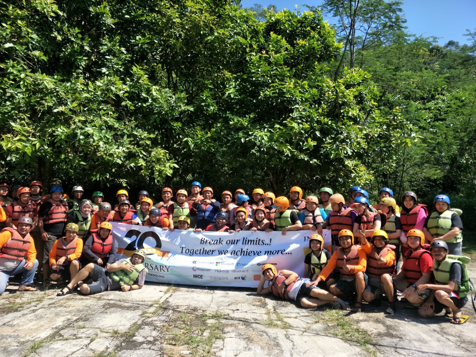 Arung Jeram Di Lembang | GEUNTRA PERAK MANAGEMENT