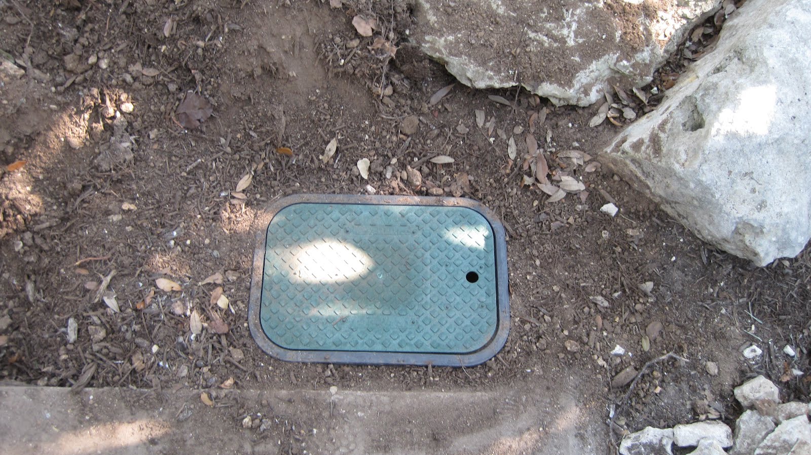 House Remodelling: Changing the Outside Water Cut-off Valves