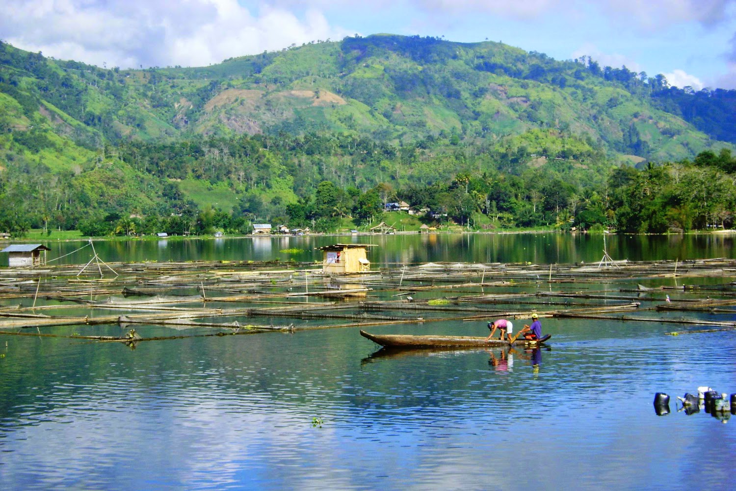 14 Scenic Lakes in the Philippines - WayPH.com
