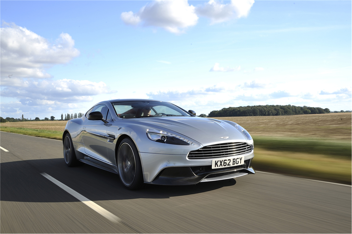 skyfall silver aston martin