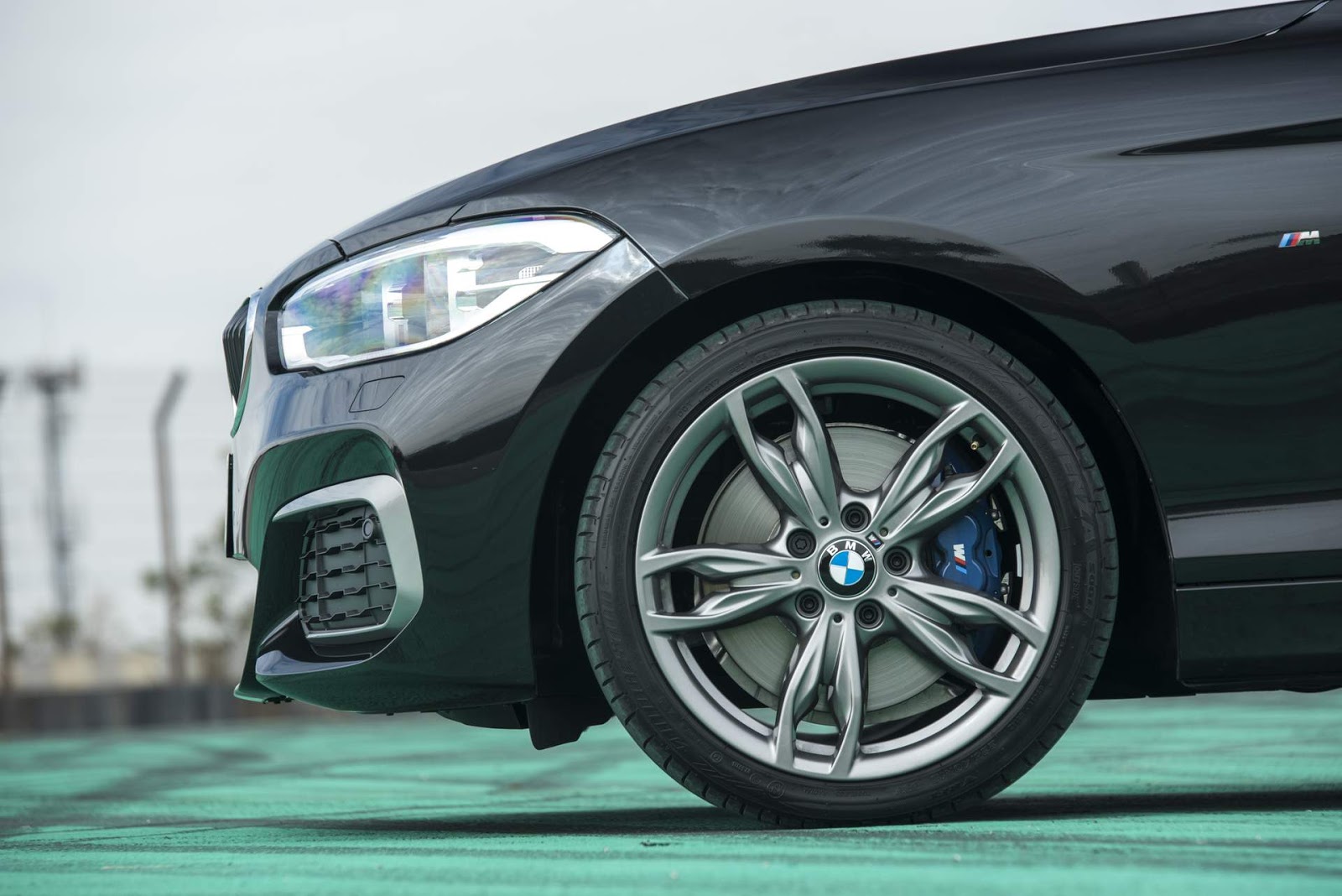 BMW 140i 2017: fotos, preços e especificações - Brasil