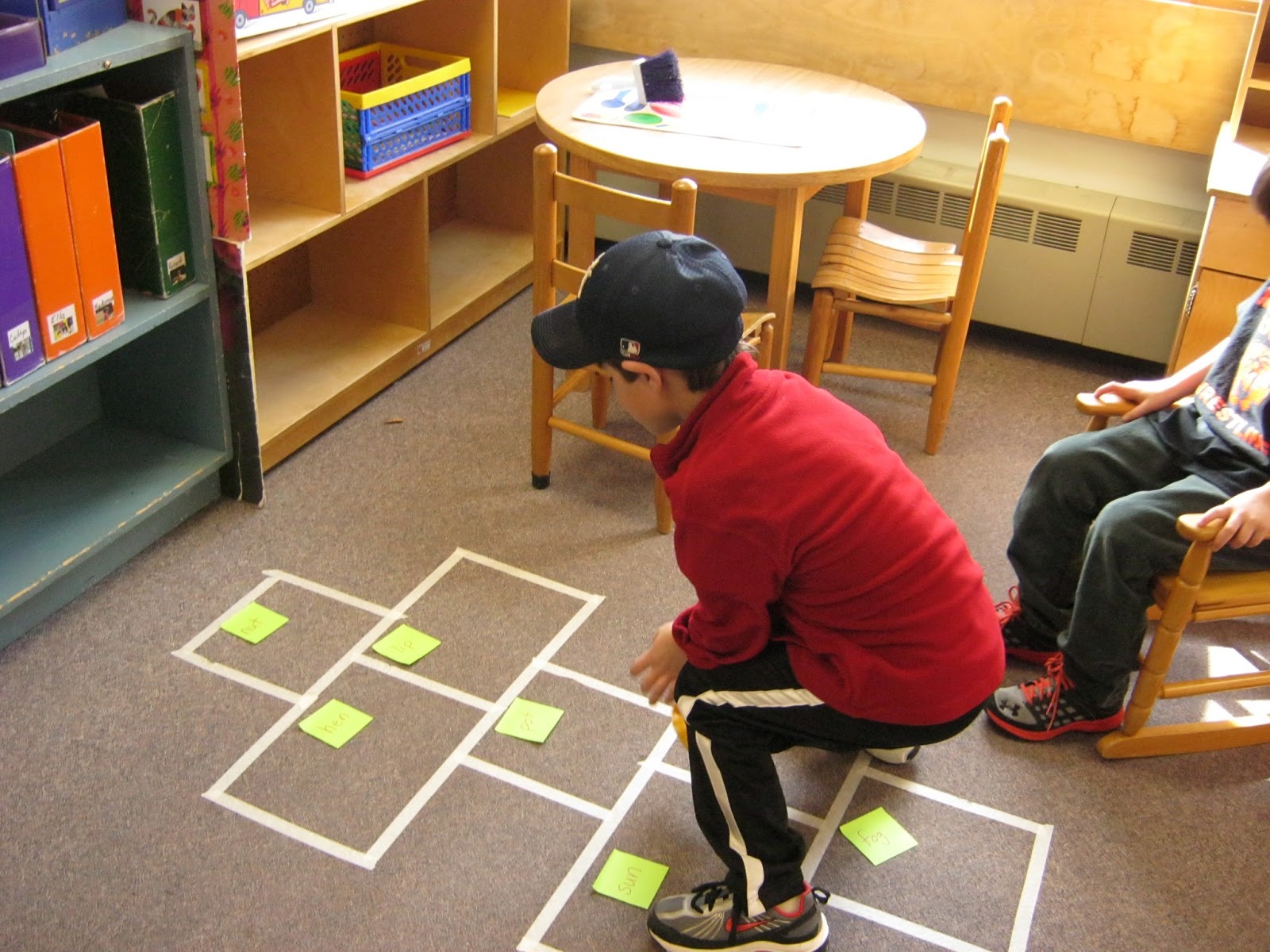 Mrs. Synnott's Kindergarten: hopscotch literacy
