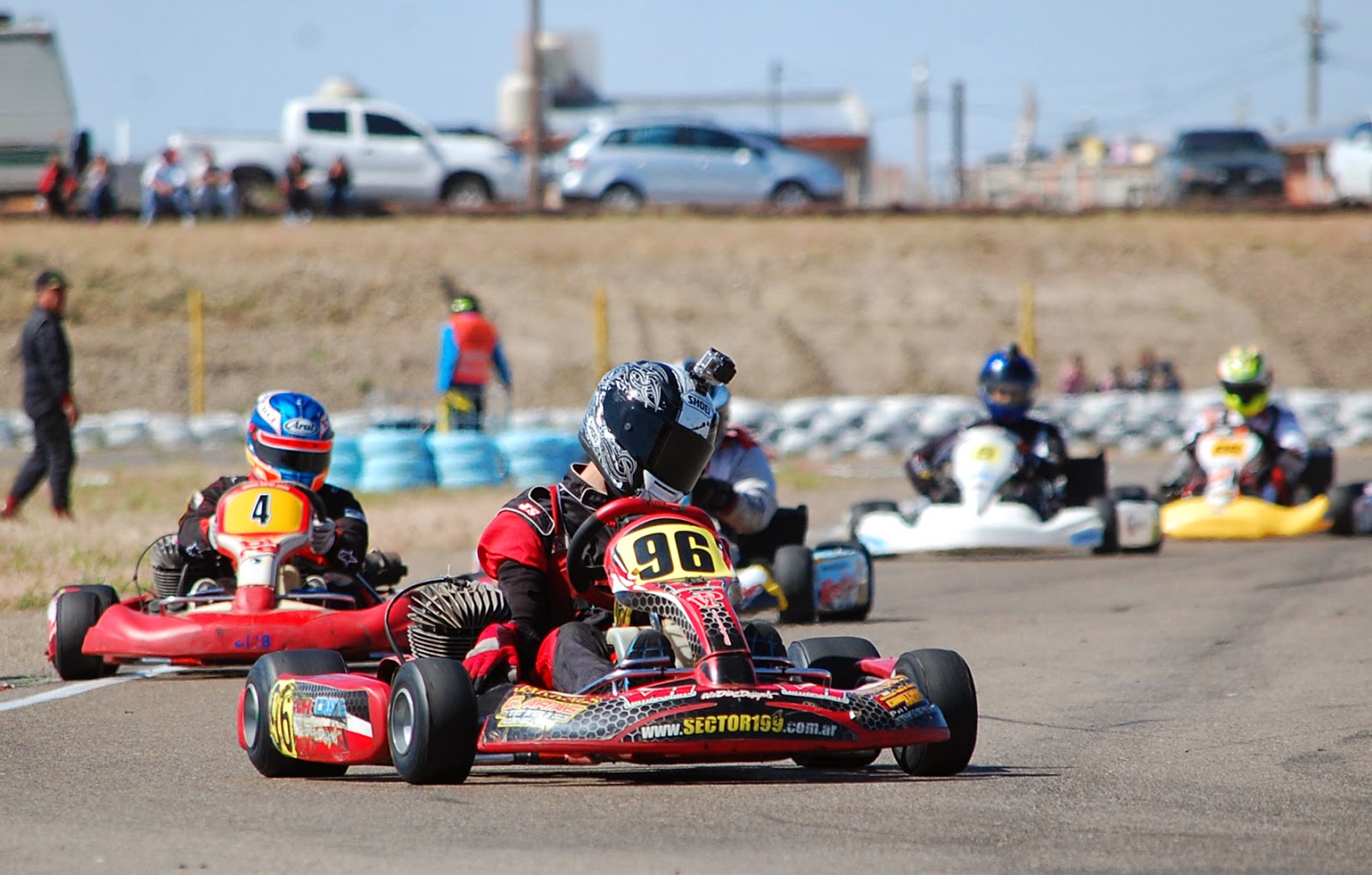kartingcr.blogspot.com: Tres pilotos que tienen récord del circuito 1 ...