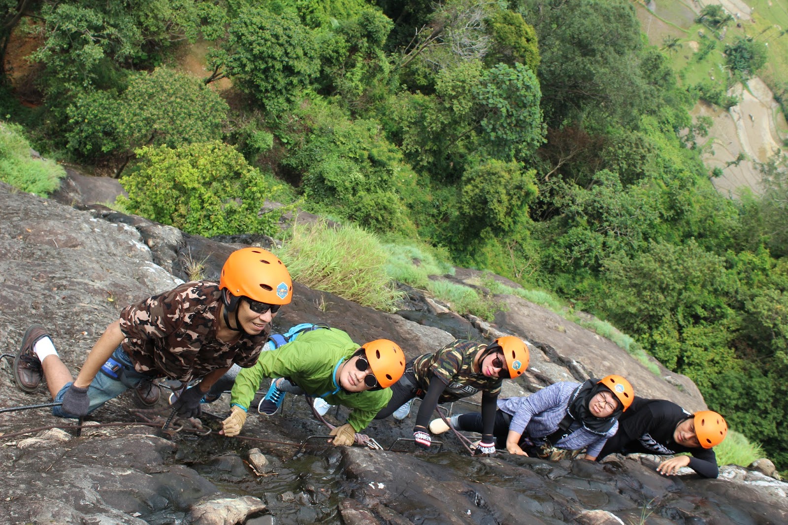 gagakasep: Rock Climbing Via Ferrata GUNUNG PARANG
