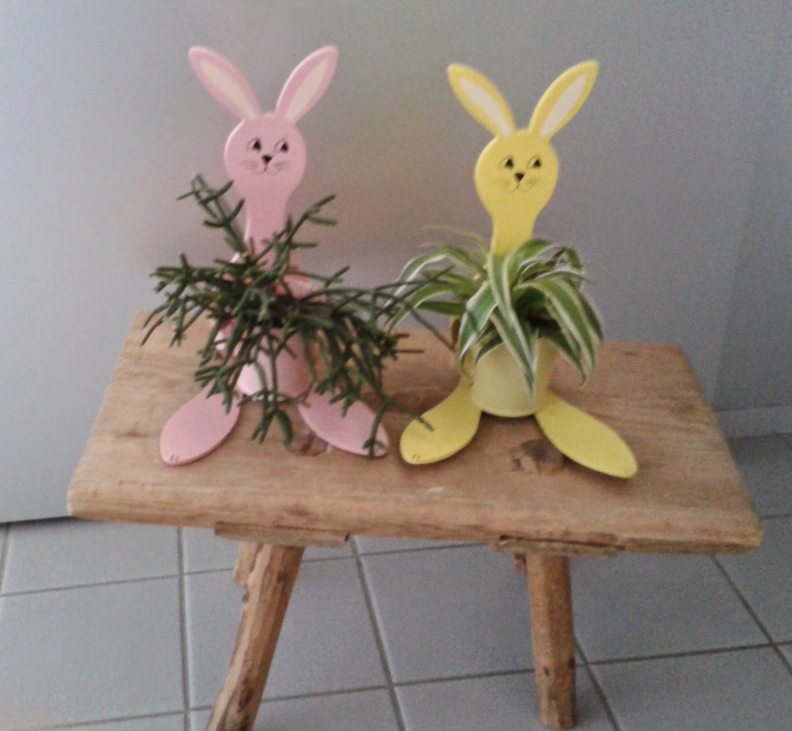 benchsite: Sunny bunny Easter benches