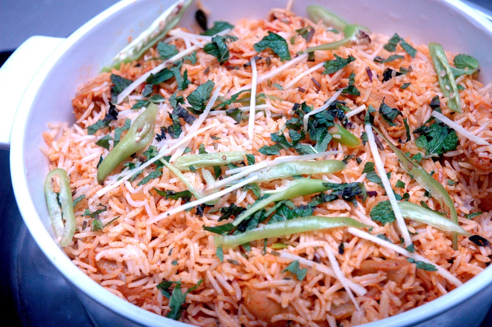 DUDE FOR FOOD: Sunday Lunch at Novotel Manila Araneta Center's Food ...