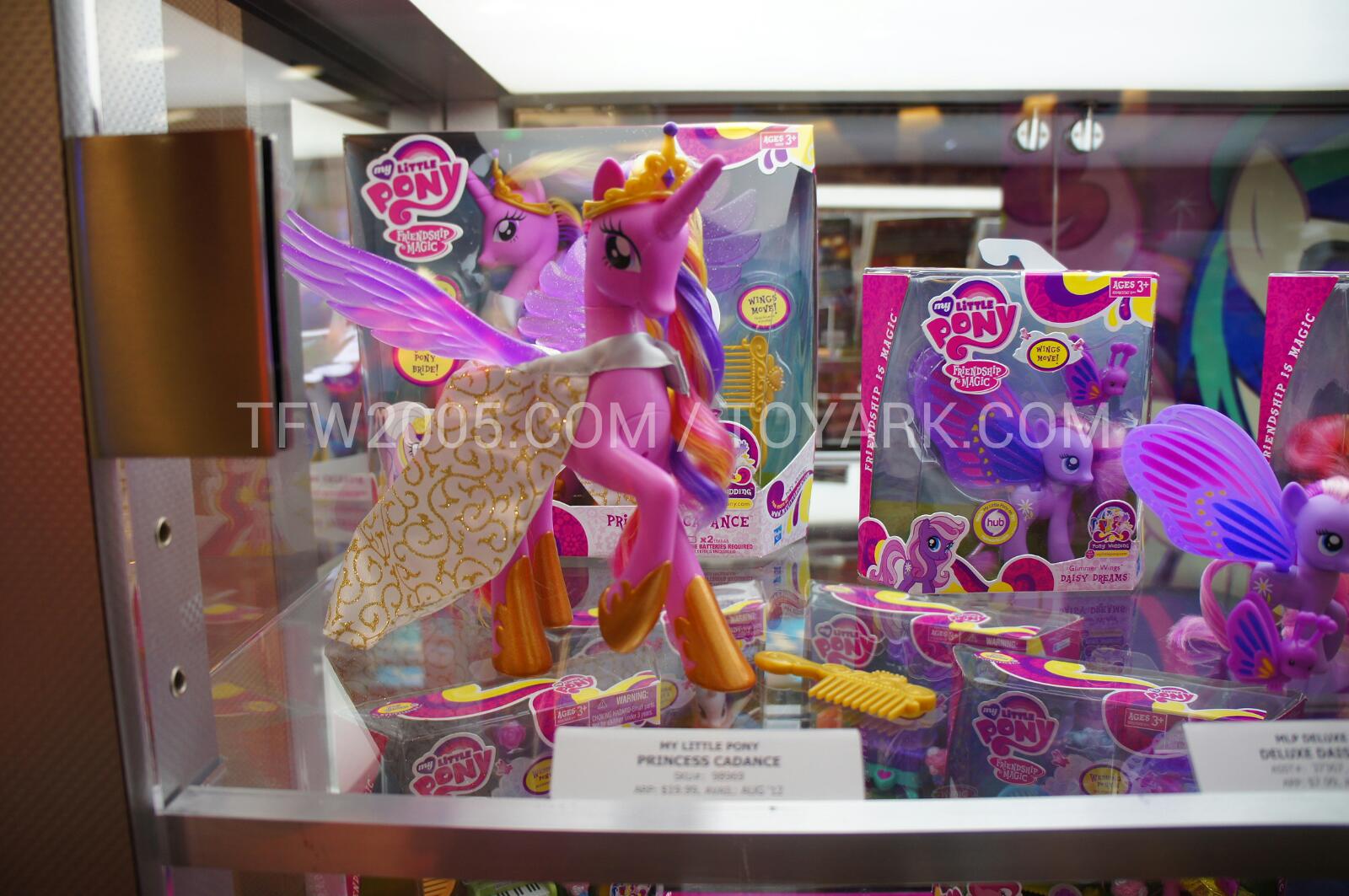 My Little Pony G4: SDCC Pony Display 2012