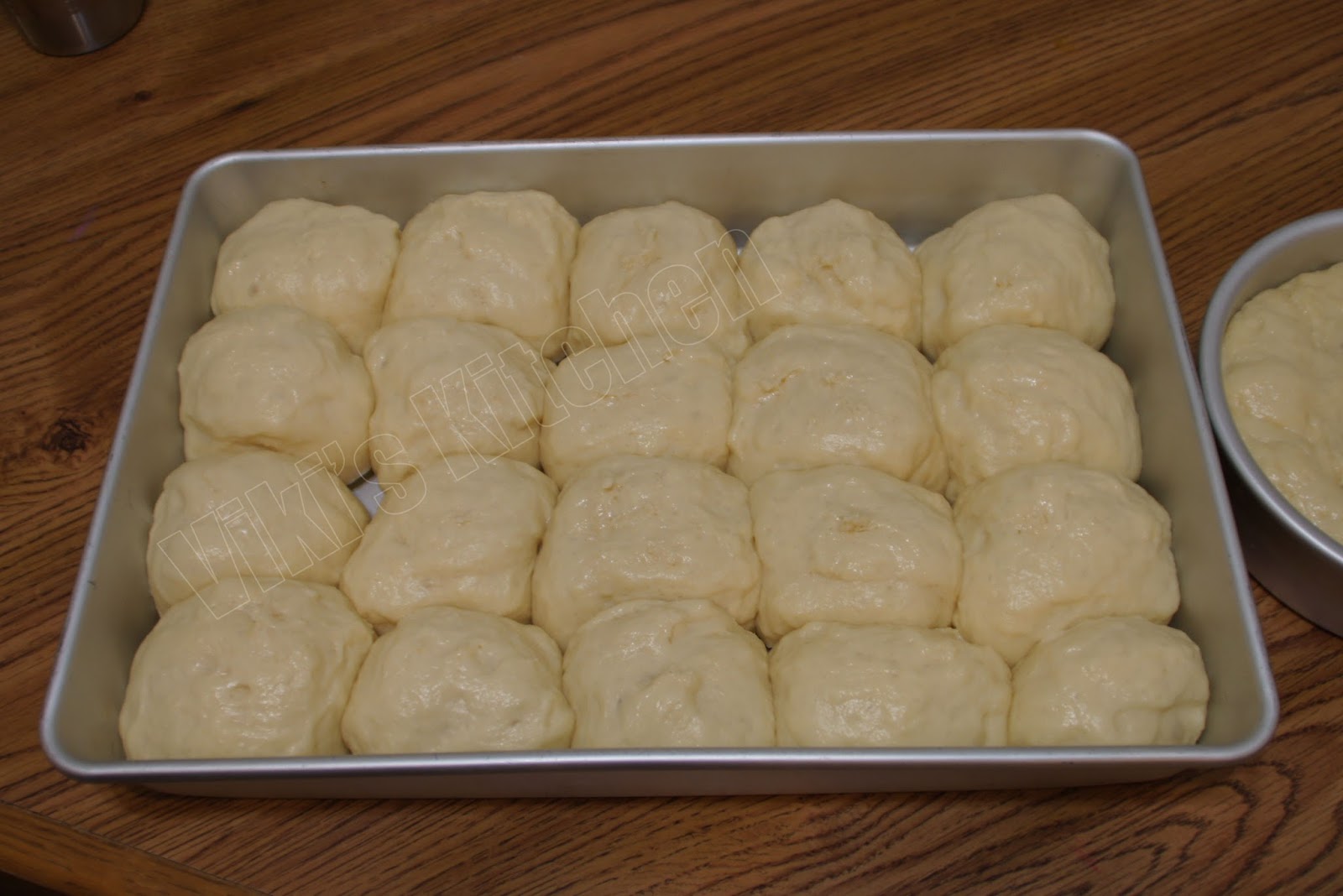 Viki 's Kitchen: Aloha bread