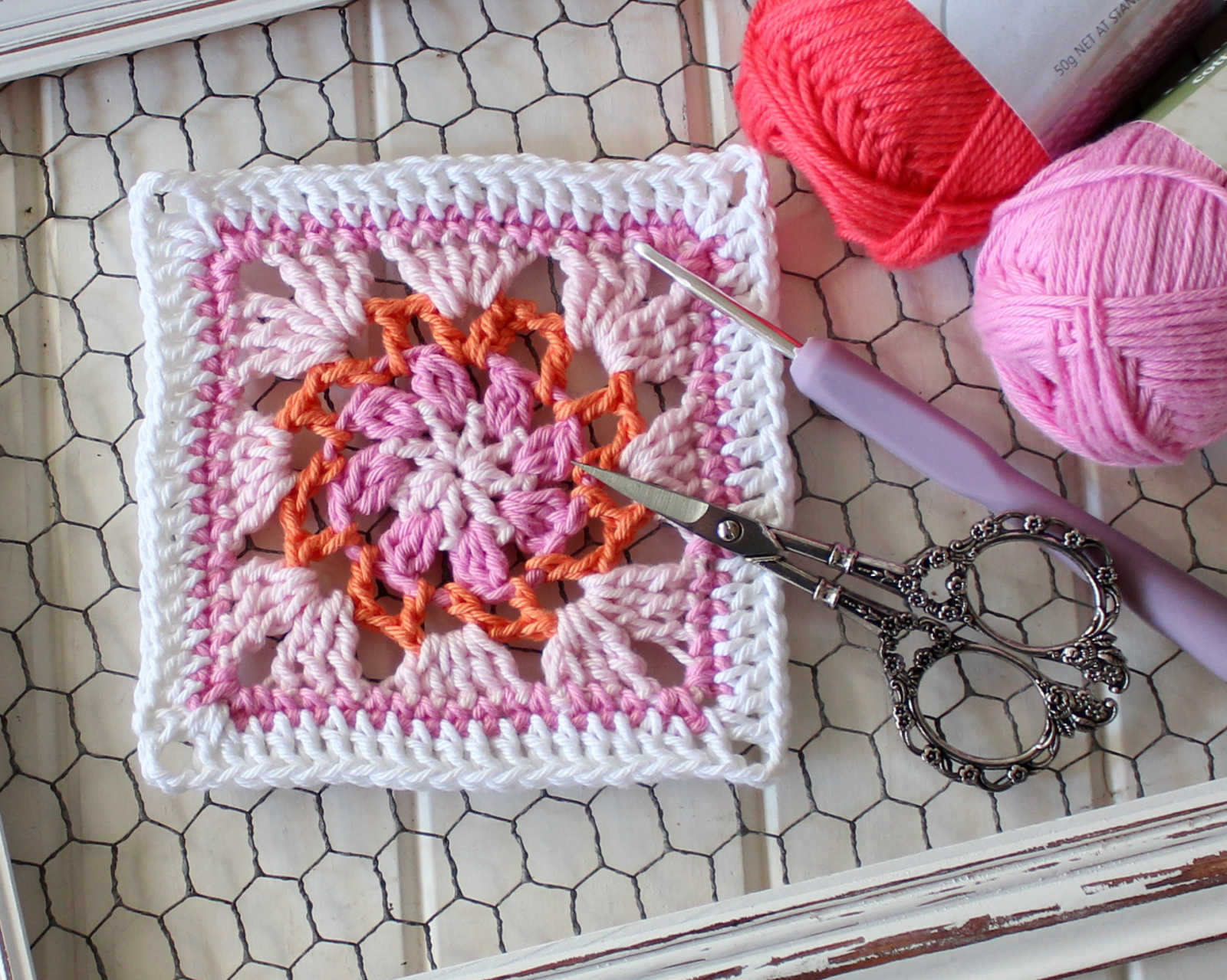 Virtual Blanket #grannysquareday2017 - Threadbare Creations