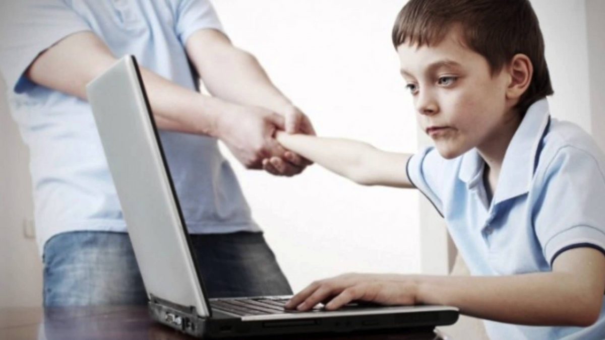 Psicologia al Alcance de Todos: LA CIBERADICCIÓN Y SUS RIESGOS