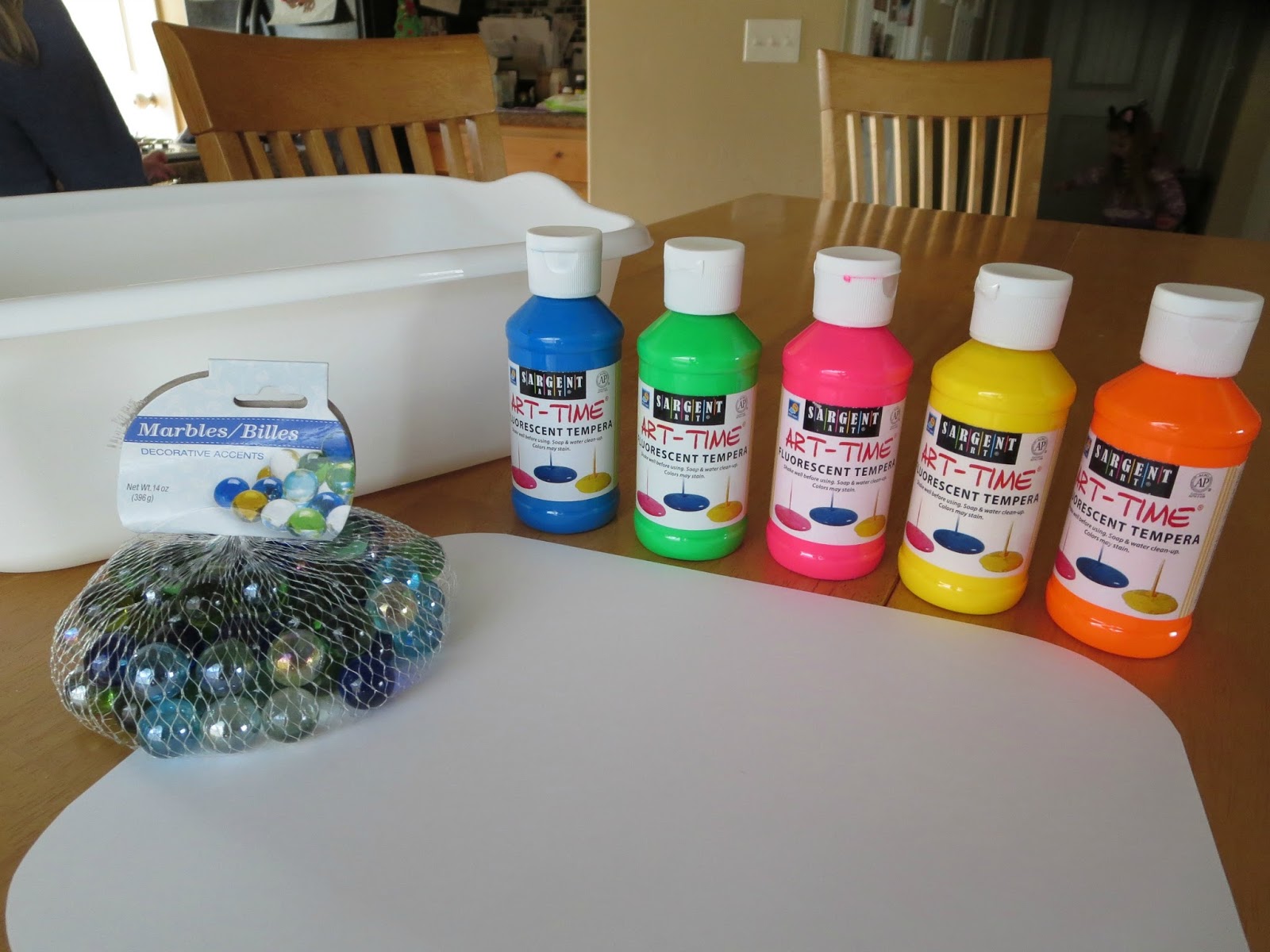 3 Fun Ways to Paint with Toddlers and Preschoolers - Sunshine and Munchkins
