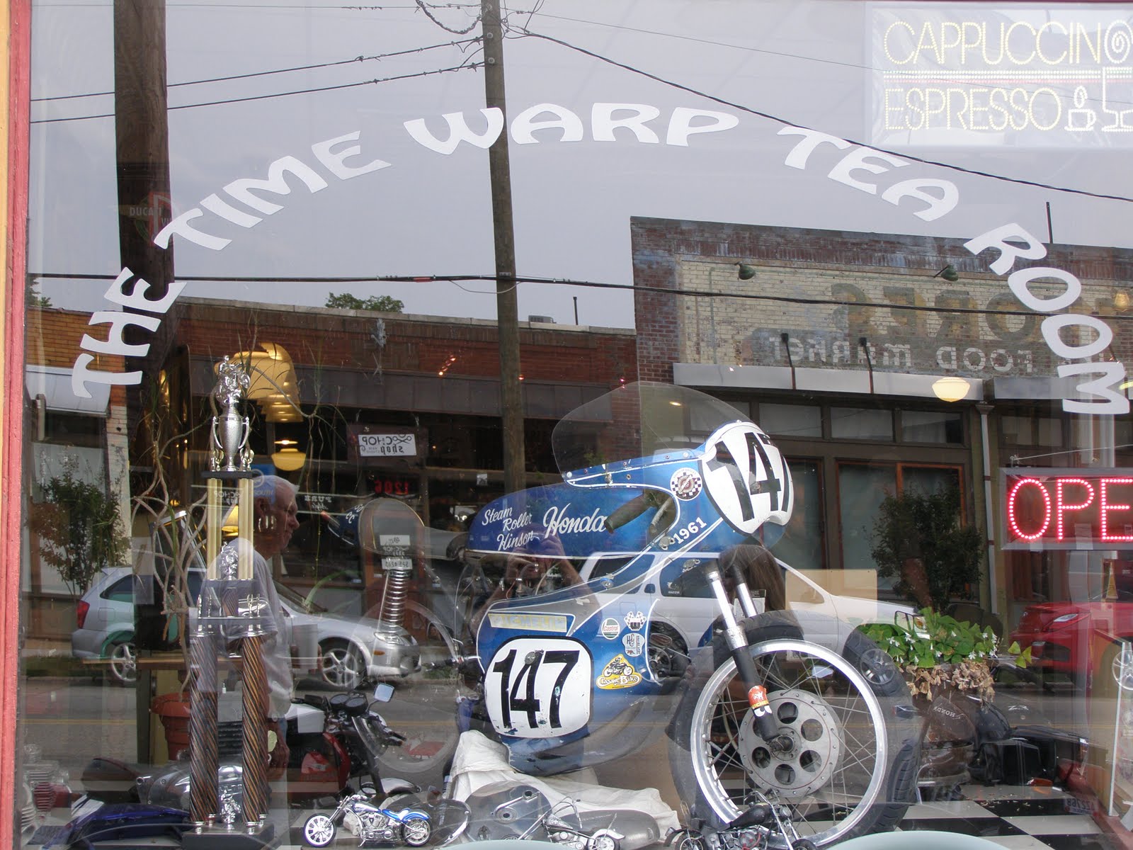 Time Warp Tea Room: Photos