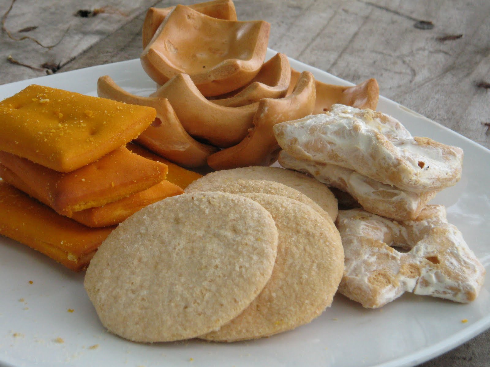 bucaio: Dealo's Biscuits