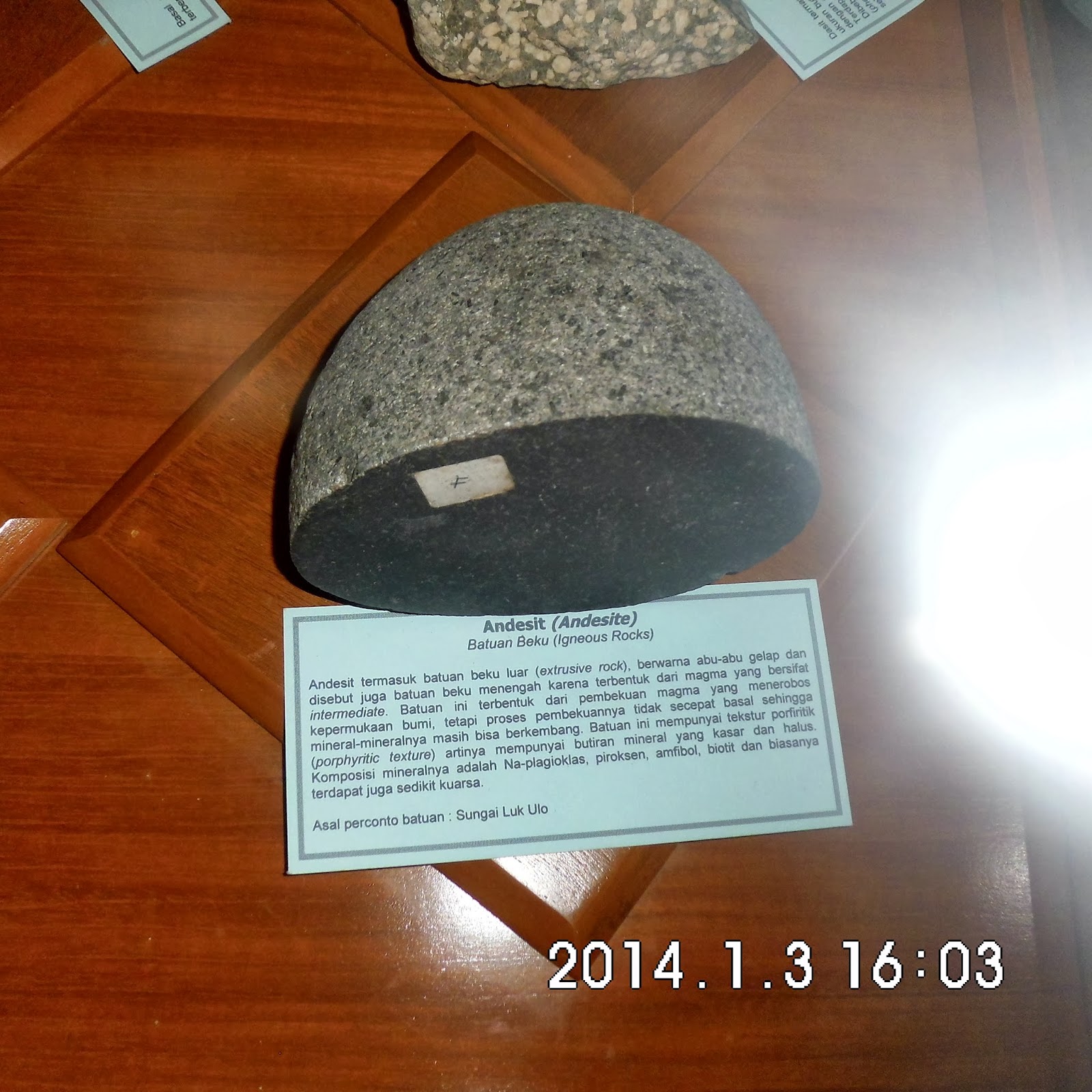 jenis-jenis batuan: JENIS-JENIS BATUAN