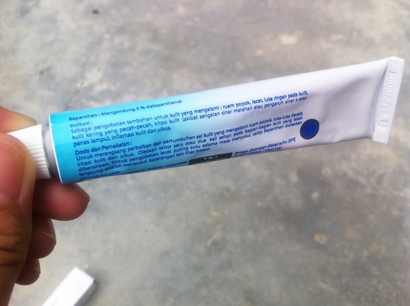 REZKI ANGGITA: BEPANTHEN DEKSPANTHENOL