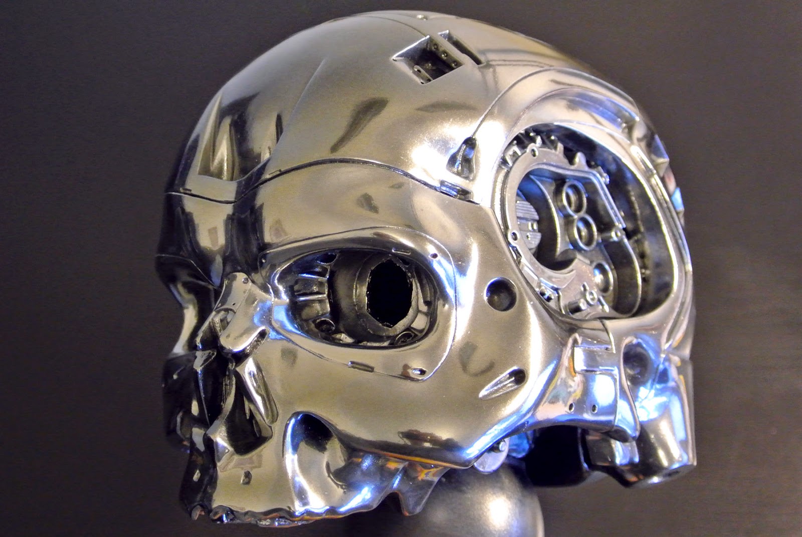 T800-101: Building a Terminator Endo Skull: AIRBRUSHING: ALCLAD II ...