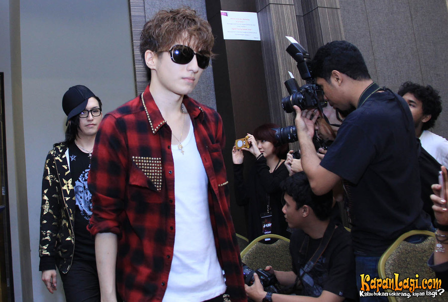 小龍女の Fan Girl 世界: Alice Nine @ Jakarta Conference JRock Evolution 2012