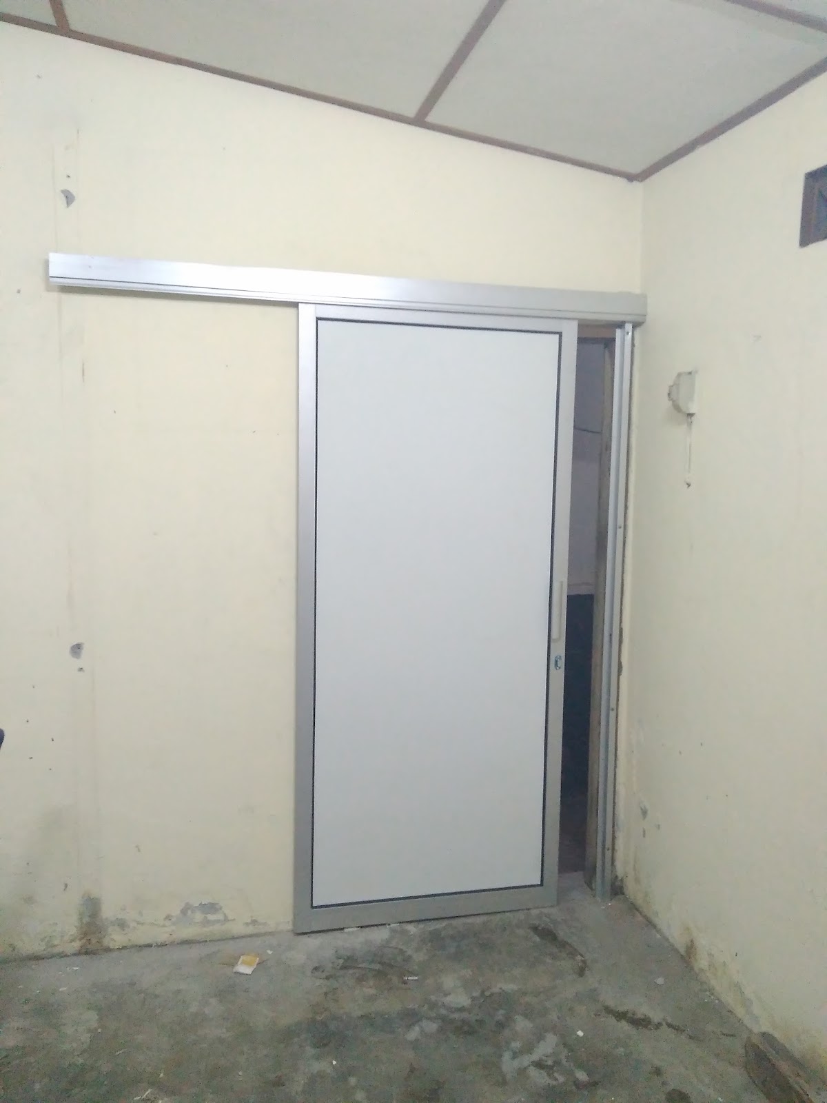 ALUMINIUM KUSEN PINTU JENDELA PARTISI ETALASE YOGYAKARTA 085800614892 ...