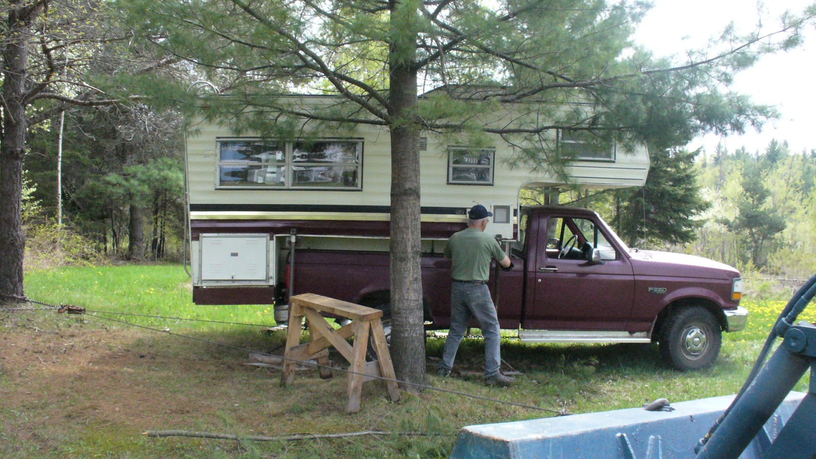Campy Canadians: How to load an overhead camper, onto a truck, that has ...
