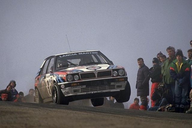 ZONA RÁPIDA: FOTOGRAFIA; COCHES A DOS RUEDAS