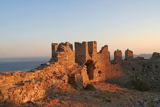ΨΗΓΜΑΤΑ ΑΠΟ ΤΗΝ ΕΛΛΗΝΙΚΗ ΙΣΤΟΡΙΑ: ΤΟ ΚΑΣΤΡΟ ΚΑΣΤΕΛΟ ΡΟΣΣΟ ΤΗΣ ΚΑΡΥΣΤΟΥ