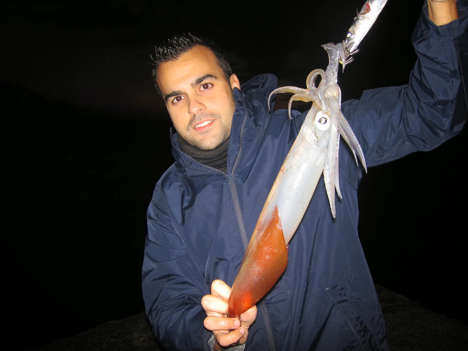Pescando calamares....Tras la rapala