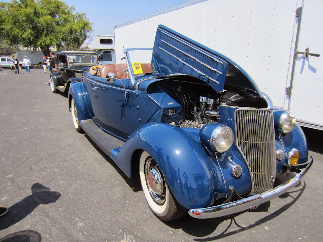 STYLISH KUSTOMS: Photos from the 2012 LA Roadster Show...