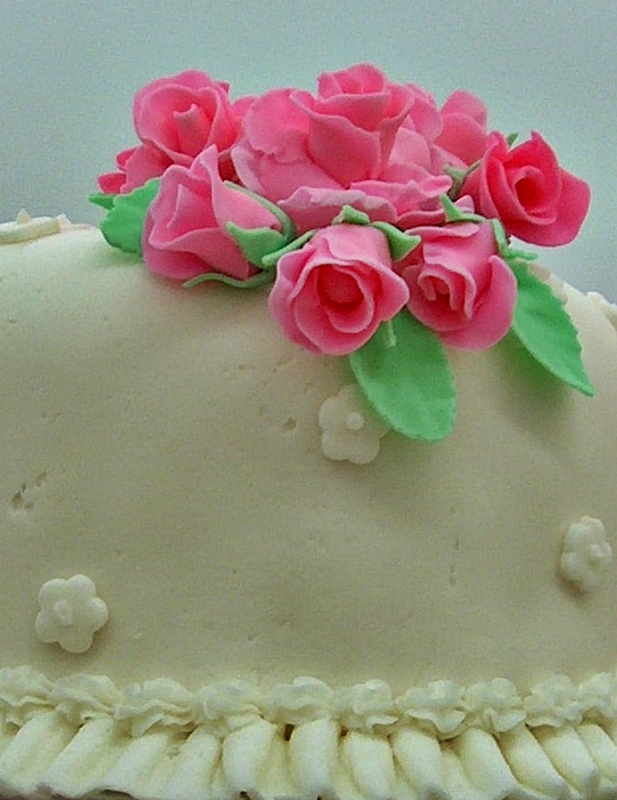 Versatile Vegetarian Kitchen: Easy Fondant Roses