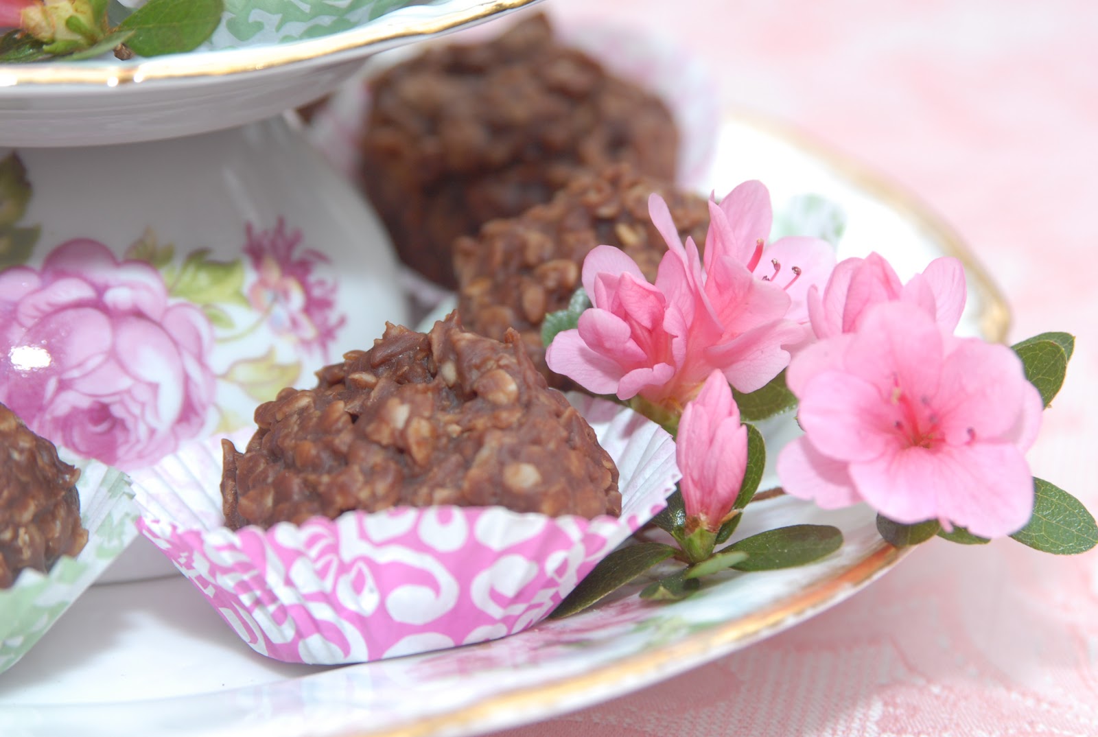 Pink Piccadilly Pastries: Nutella No Bake Cookies
