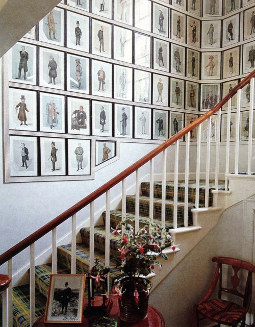 Content in a Cottage: The Queen Mum at Birkhall - Scotland