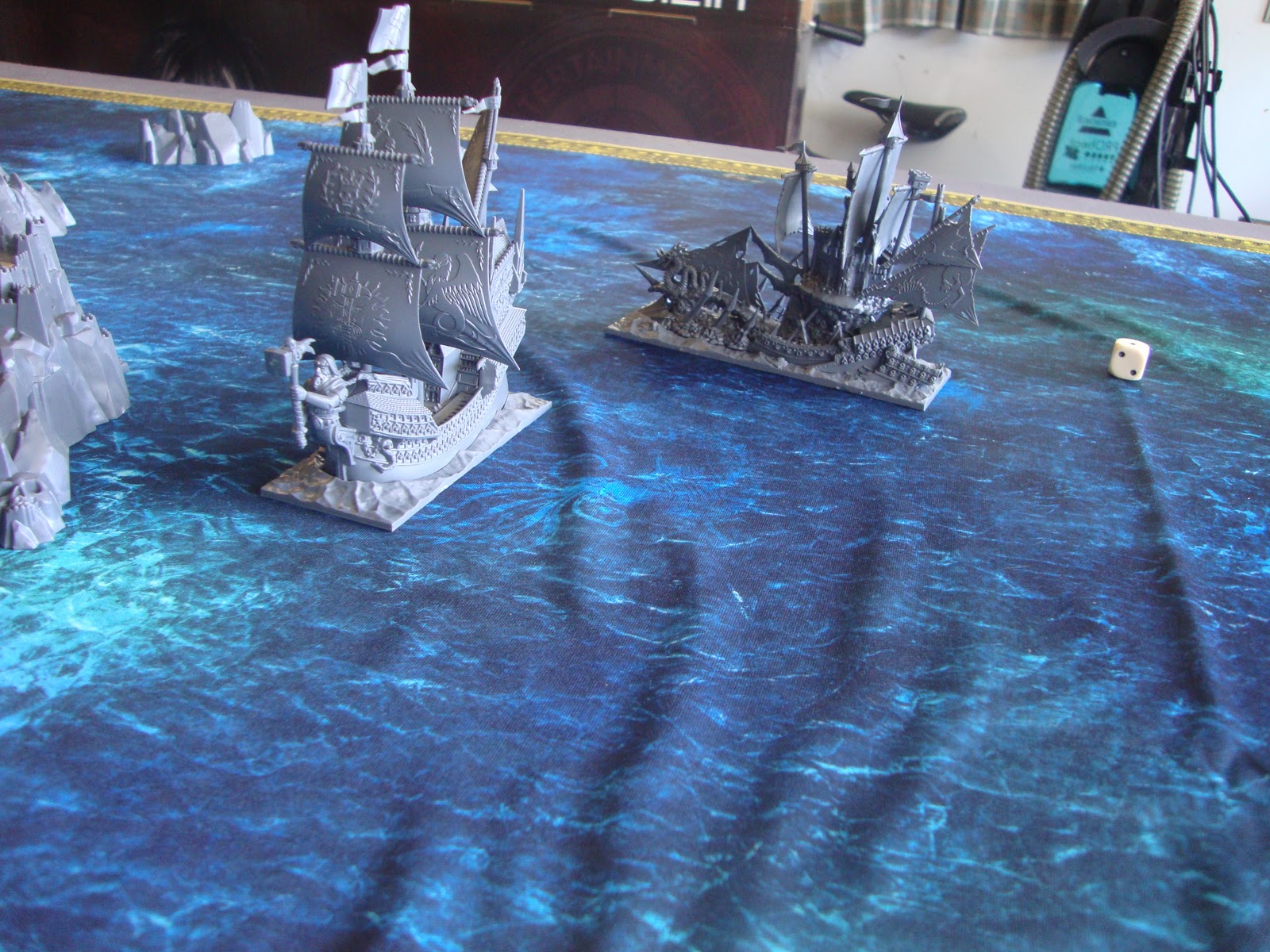 Army Undecided: Dreadfleet review and first two scenarios with pictures