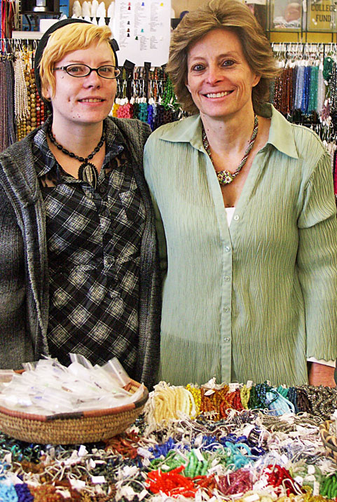 Ben Franklin Crafts and Frame Shop: Applegate Lapidary Bead Trunk Show